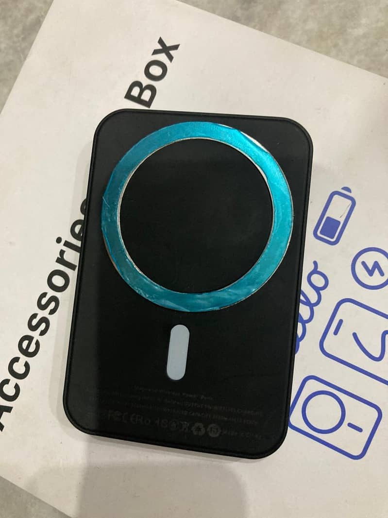 IOS iPhone 17 pro max chargint kit and other android phone charger ...