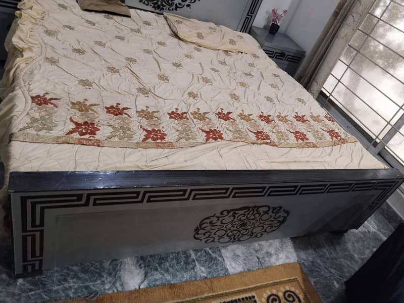 Modern CNC Designer Wooden Bed Set | Excellent Condition - Beds ...