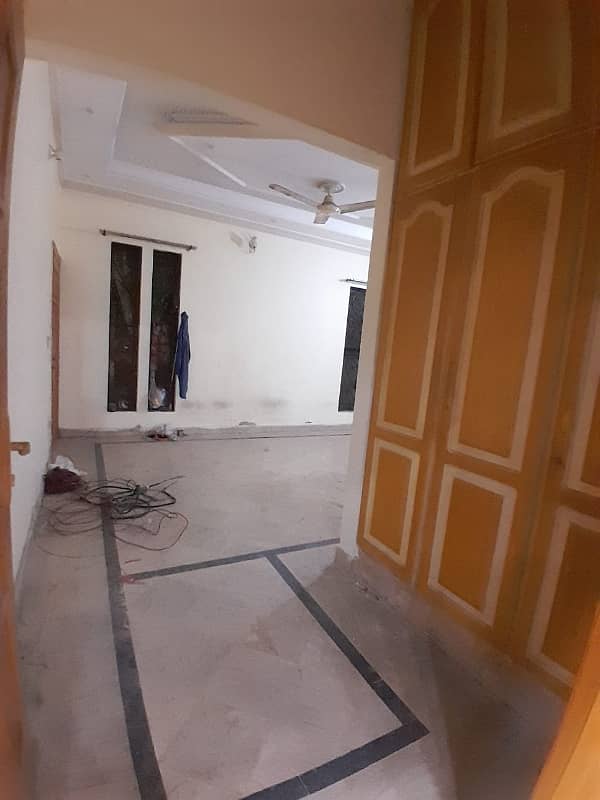 44 Marla Double Storey House On Service Road For Sale With Gas - Houses ...