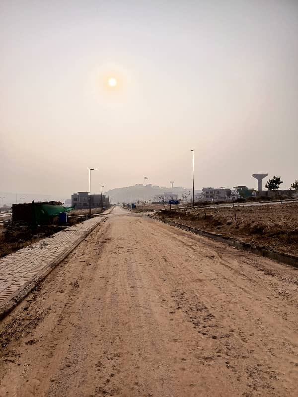 Sector B 1 Kanal Plot Dha Phase 4 - Land & Plots - 1110353193