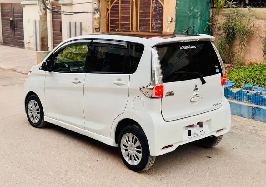 EK Custom 660 (03332168062) - Cars - 1110364095