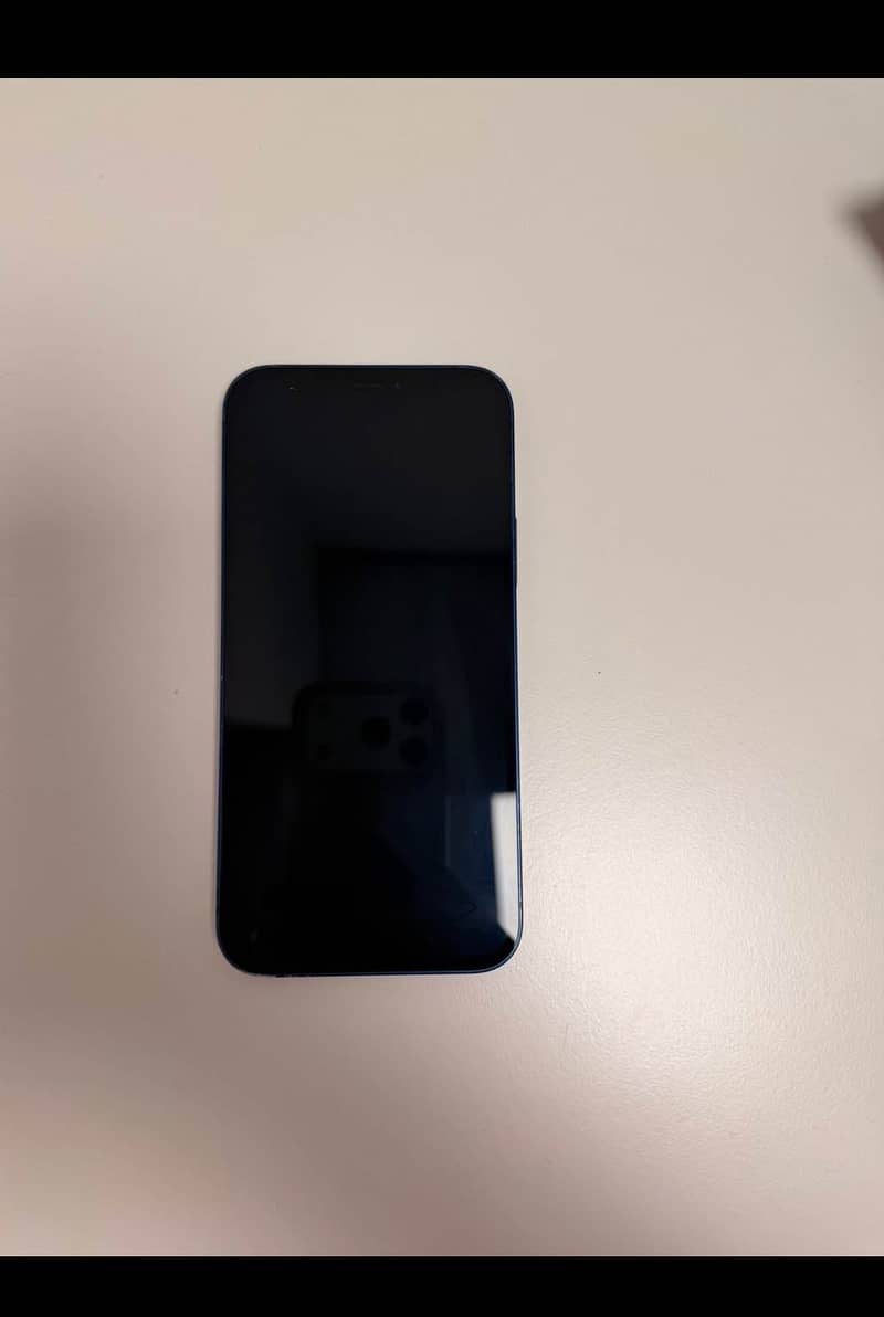 Apple iPhone 11 - Mobile Phones - 1110364908