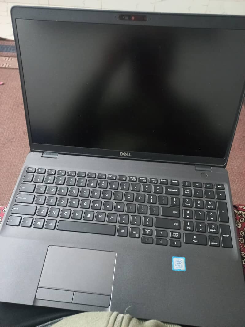 Dell 5500 - Laptops - 1110365546