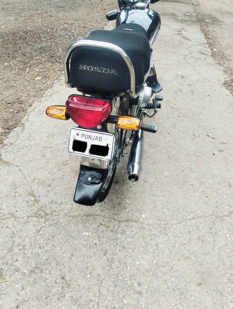 Look Like New 2024 Model 70 - Standard - 1110365718