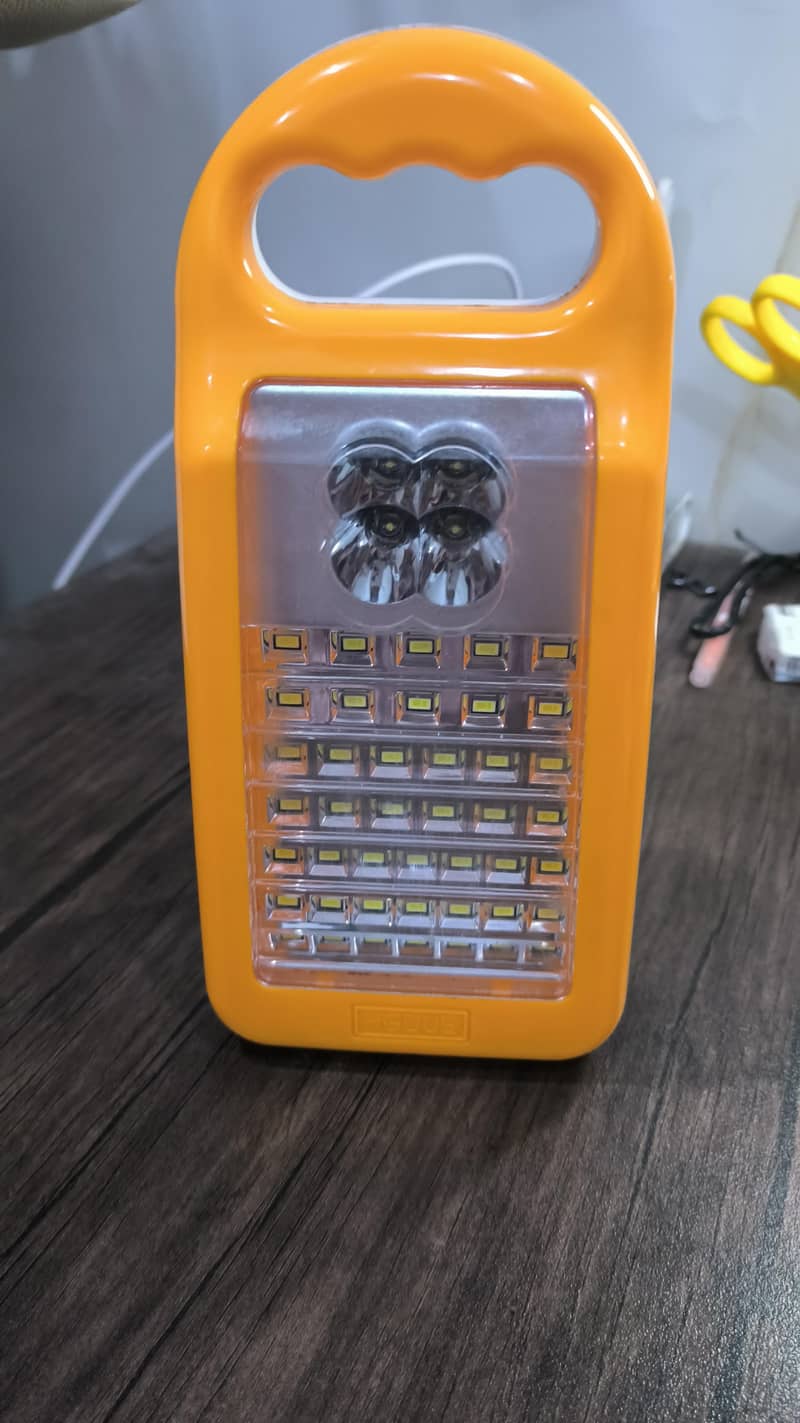 Rechargeable Emergency Light – 90% New - Other Home Appliances - 1110376382