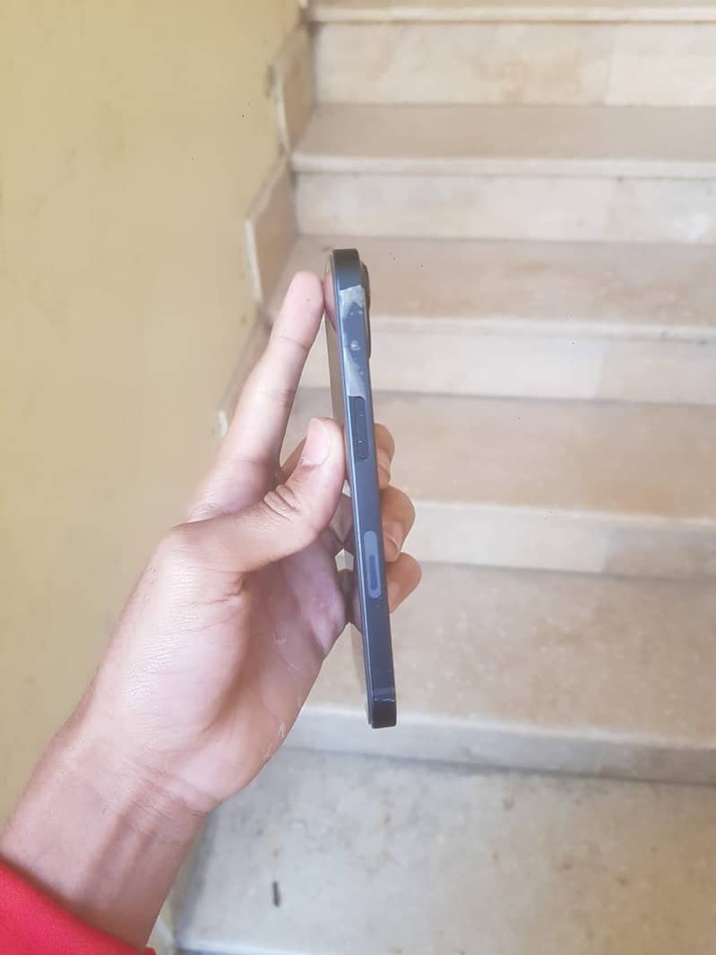 Iphone 13 - Mobile Phones - 1110378048