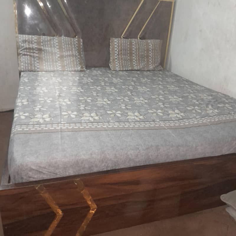 king size bed - Beds - 1110378179