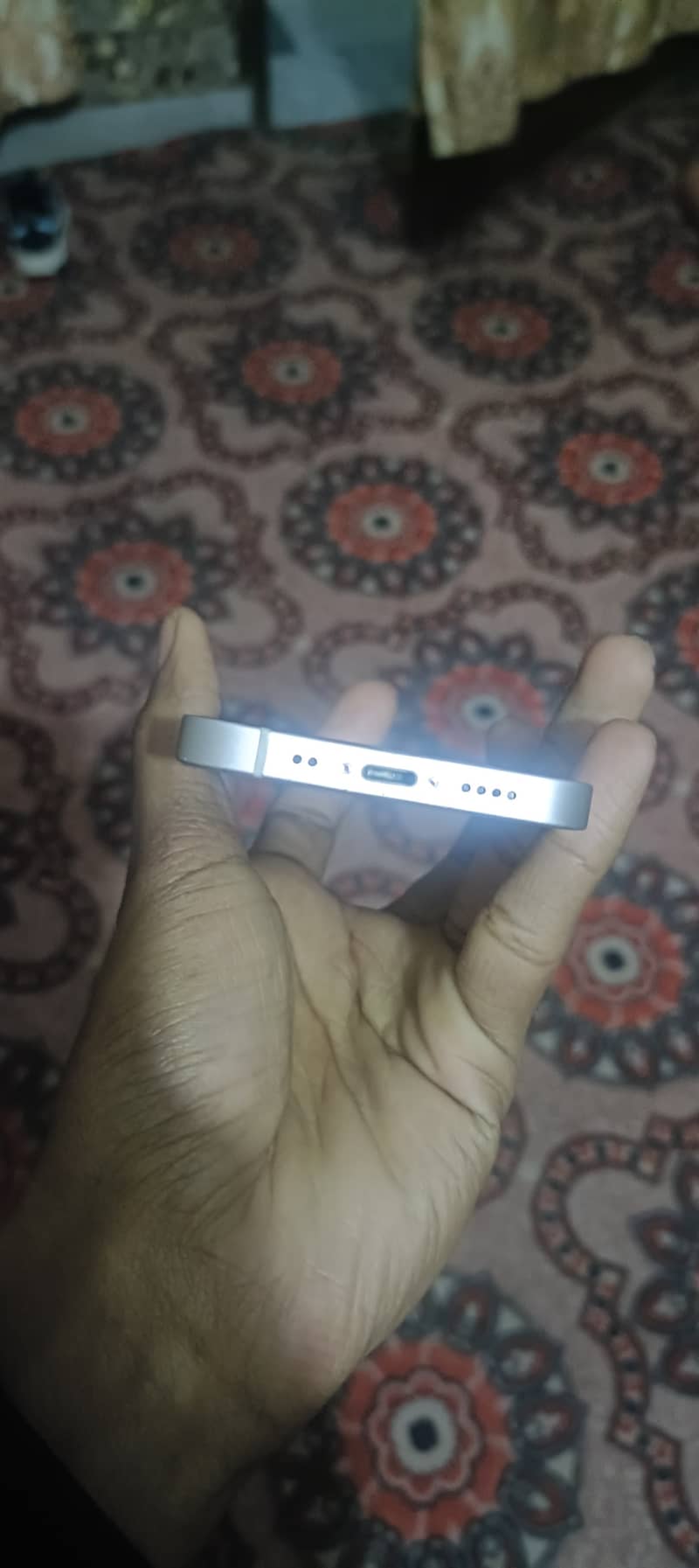 iPhone 12 mini sim glitch 2 year say factory unlock - Mobile Phones - 1110385664