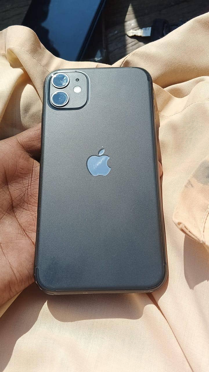iphone 11 - Mobile Phones - 1110385732