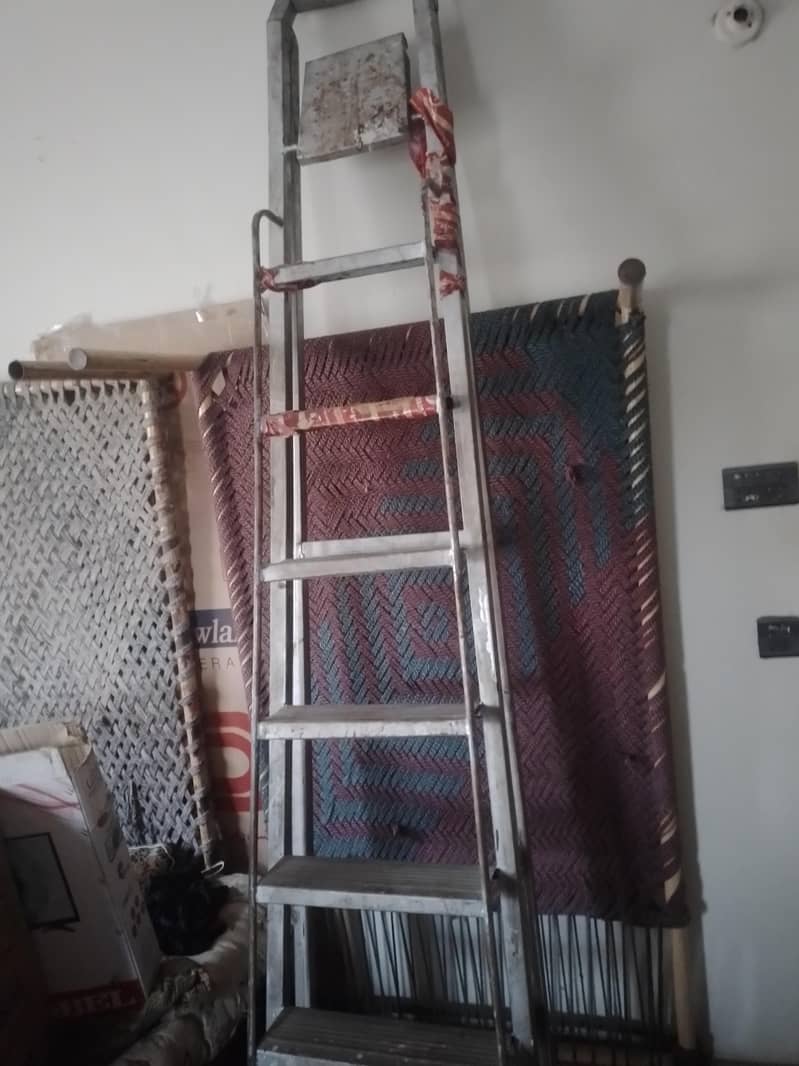 8 steps ladder in perfect condition in reasonable price - Other ...