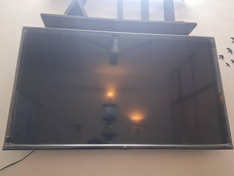 TCL LED 4K UHD - Televisions - 1110393294