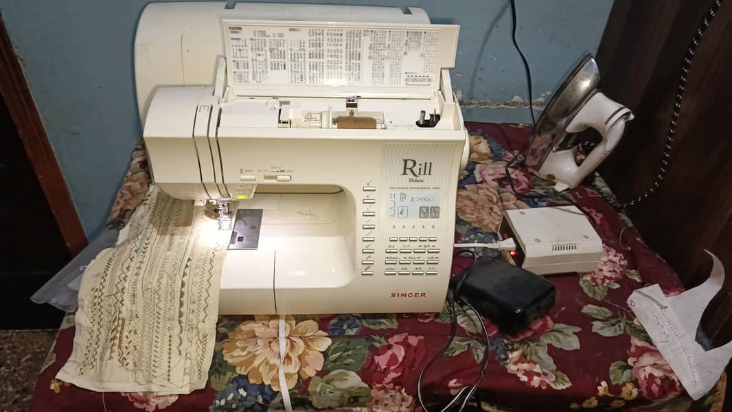 SINGER RILL Delux Computer Sewing Machine 1050DX - Sewing Machines ...