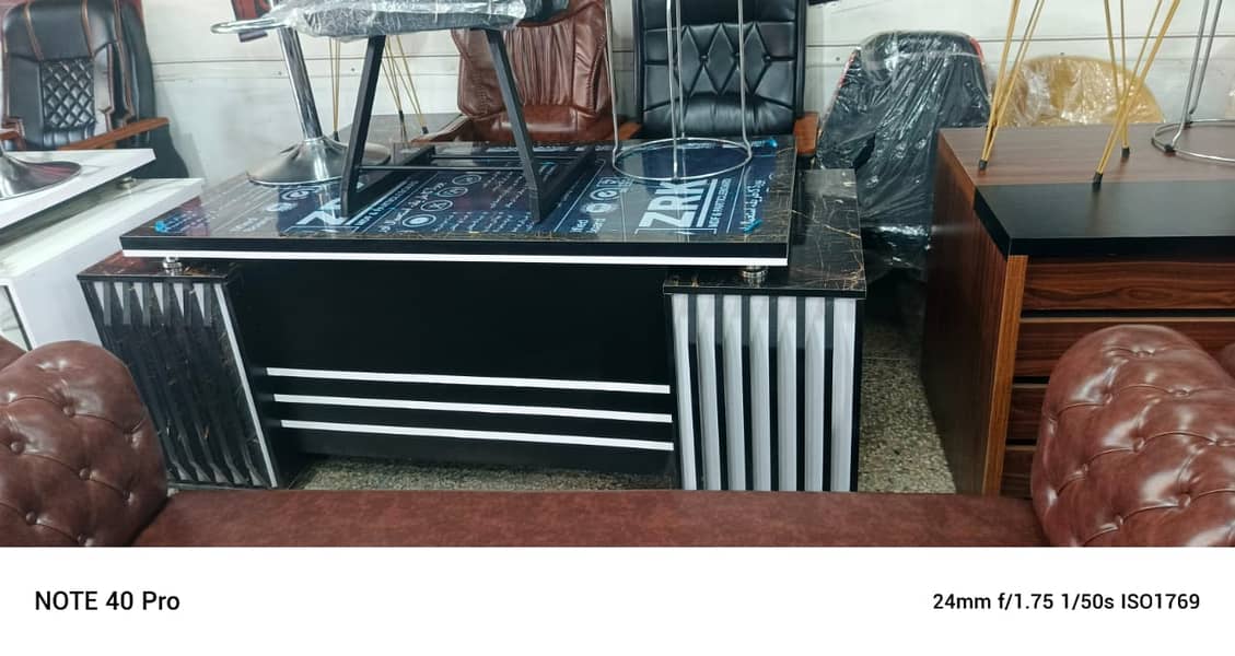 Modern Office Table/Executive Desk/Boss Table/Professional Workstation ...