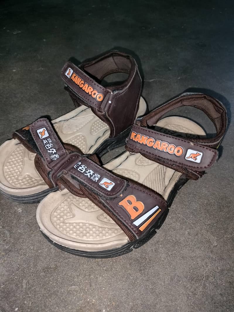 kids sandal For boy 7 to 8 Years Slideily Used - Kids Shoes - 1110412587