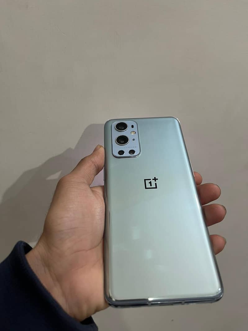 one plus 9 pro 5g dual sim 10/10 - Mobile Phones - 1110417512