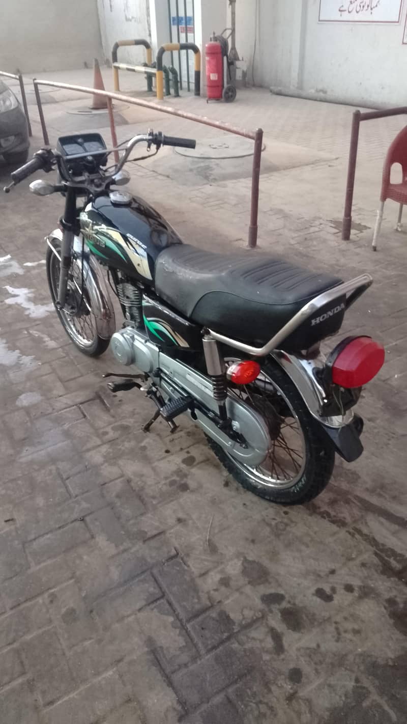 Unique 125 model 2017 Original condition - Standard - 1110417653