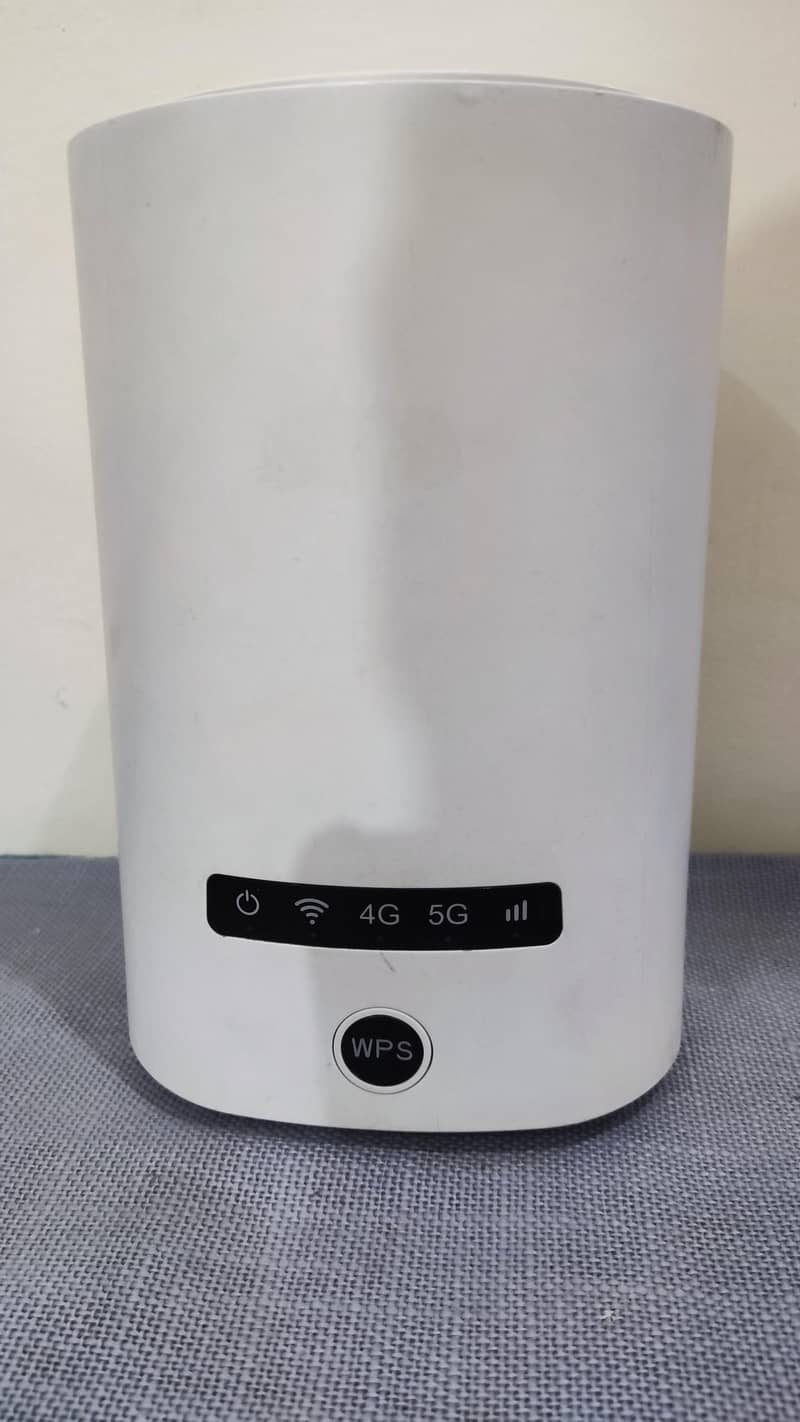 4g and 5g router - Networking - 1110440641