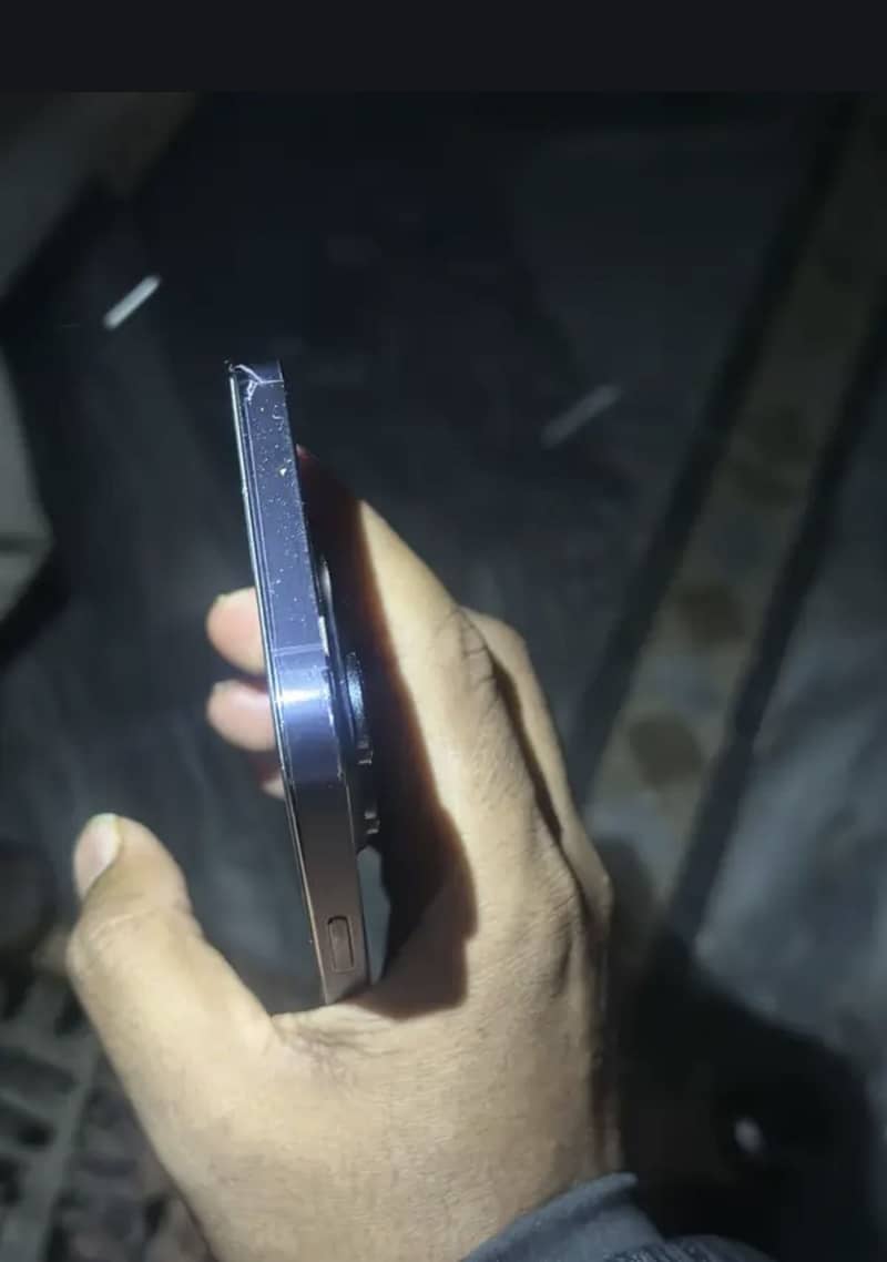 14 pro max urgent sale fu hk model 82bh 128gb - Mobile Phones - 1110443877