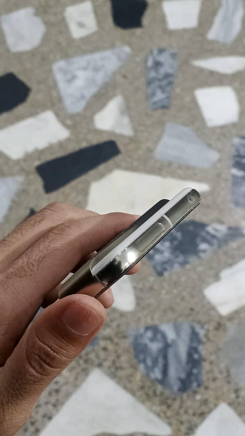 Google Pixel 8 Pro - Mobile Phones - 1110444619