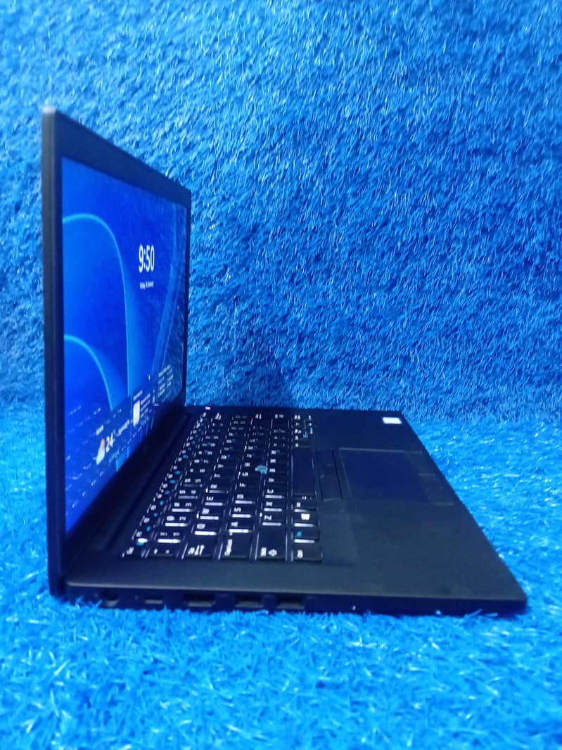 Dell 7490 (Touch Screen) i7-8th Backlit Keyboard - Laptops - 1110444722