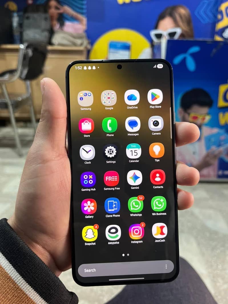 Samsung S22plus - Mobile Phones - 1110446791