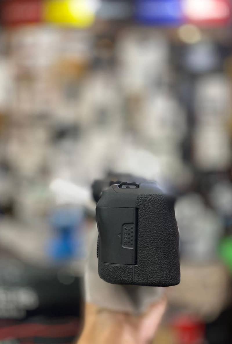 Canon Eos R6 ii in excellent condition - Digital Cameras - 1110449888