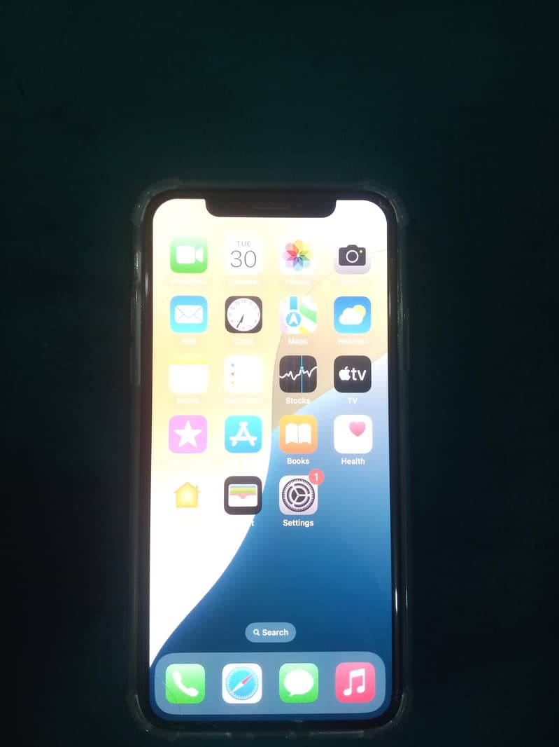 iphone xs Non PTA | Face ID | OLED DISPLAY | battery health 75 % ...