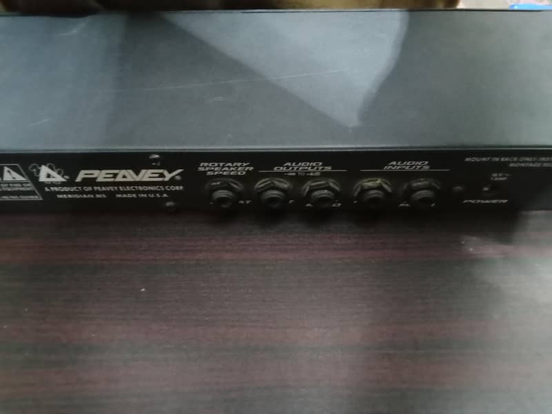 Delta audio mixer - Amplifiers - 1110472694