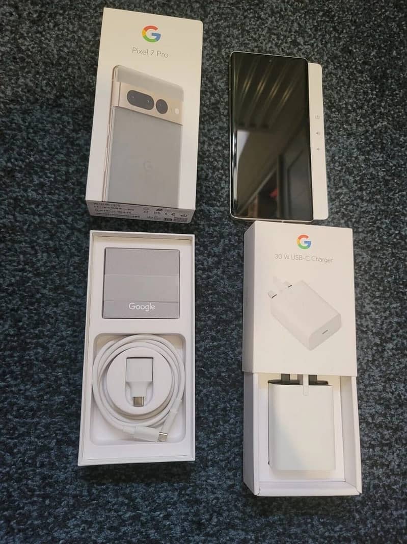 Google Pixel 7 Pro - Mobile Phones - 1110474261
