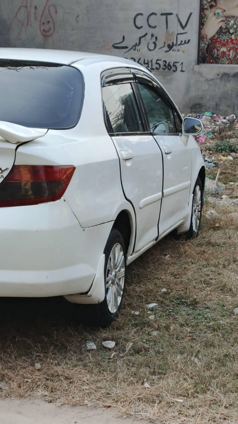 Honda city 2005 model all original document available - Cars - 1110475692