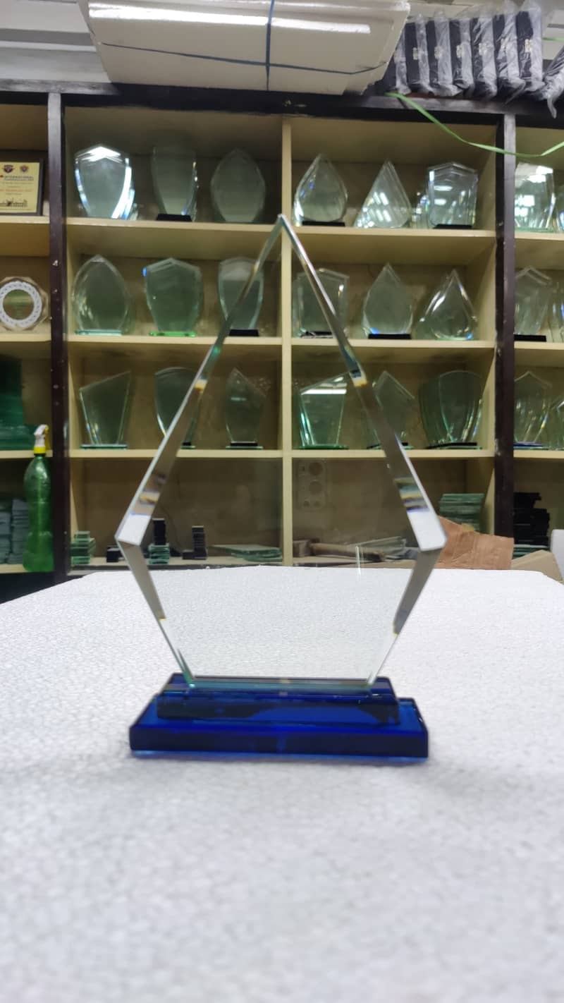 Shield , Awards. Glass shield / Trophies / metal & wood award trophie ...