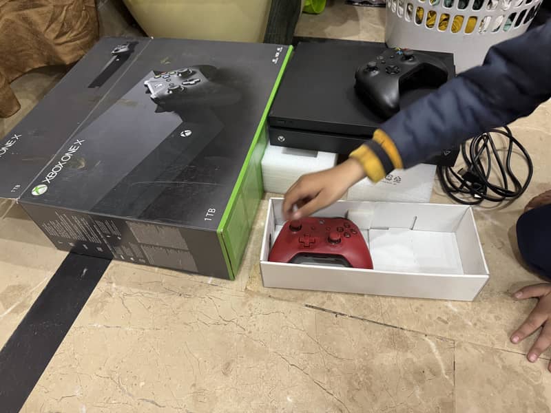 Xbox one x 1 Tab for sale - Gaming PCs - 1110528318