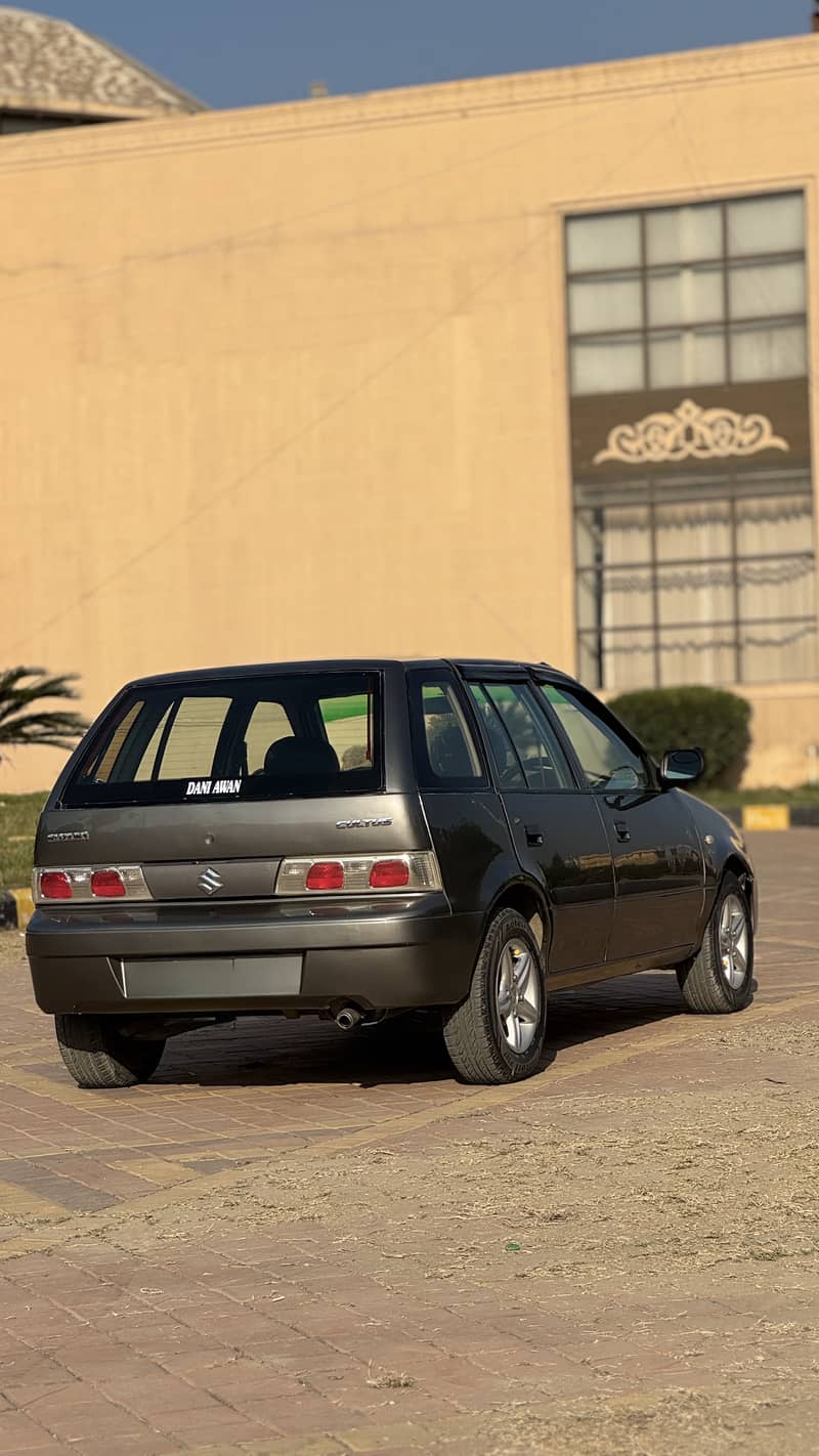 Grey Suzuki Cultus 2009 - CNG & Petrol - Cars - 1110542879