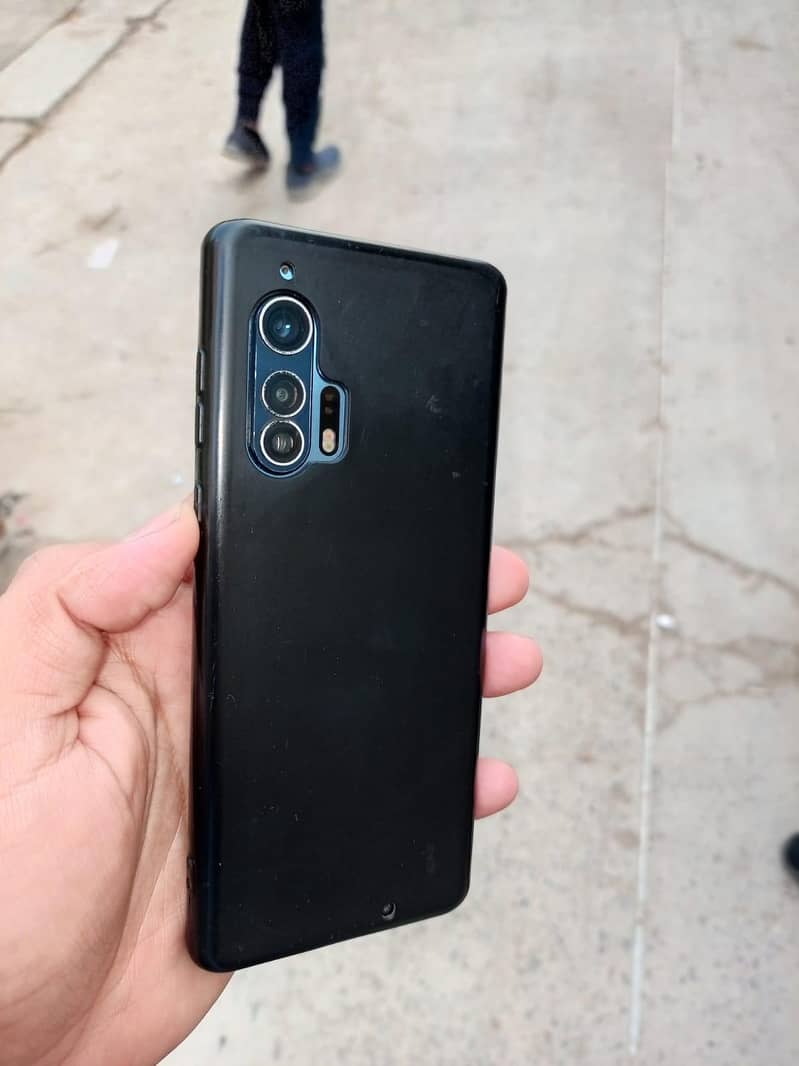 Motorola edge plus exchange possible - Mobile Phones - 1110572431