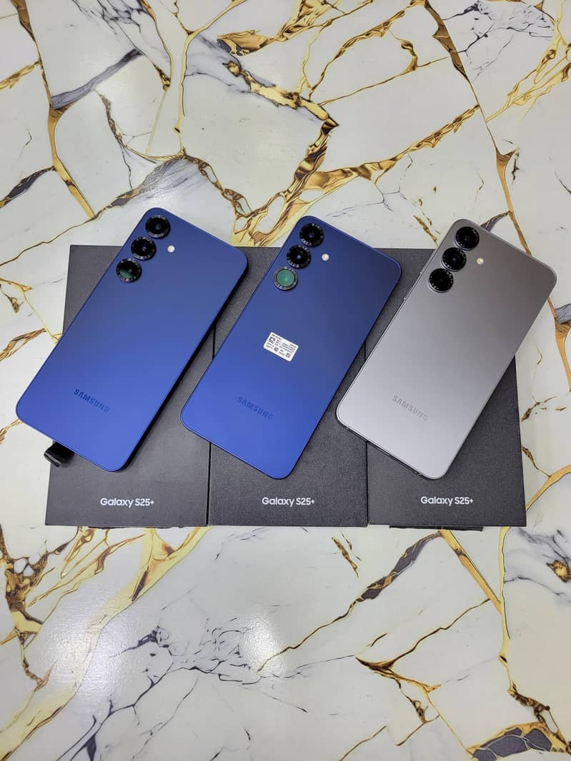 Samsung S25 Plus 12GB/256GB Complete Box - Mobile Phones - 1110358344