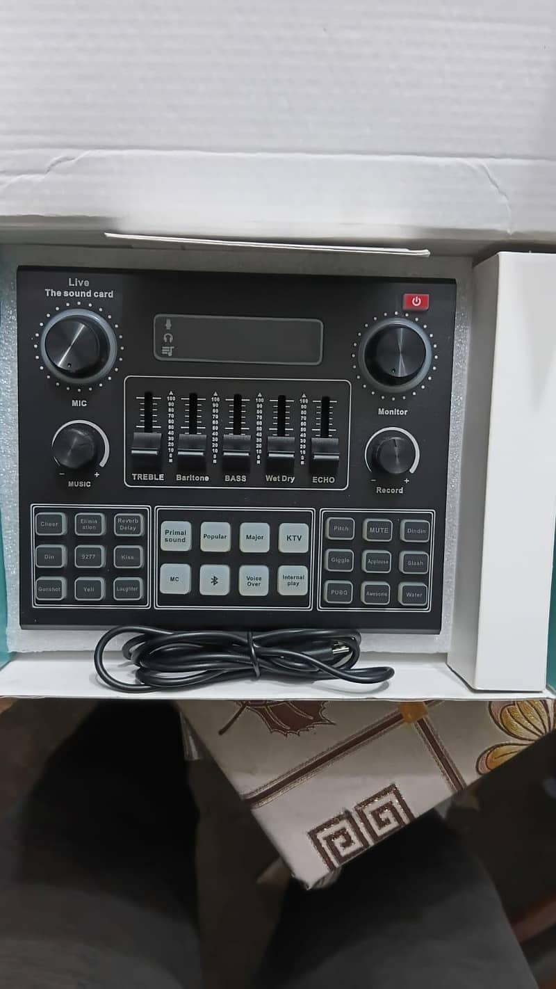 V9-Live Sound Card, Audio Mixer Voice Changer - Microphones - 1110598328