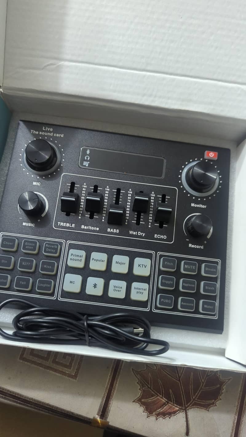 V9-Live Sound Card, Audio Mixer Voice Changer - Microphones - 1110598328