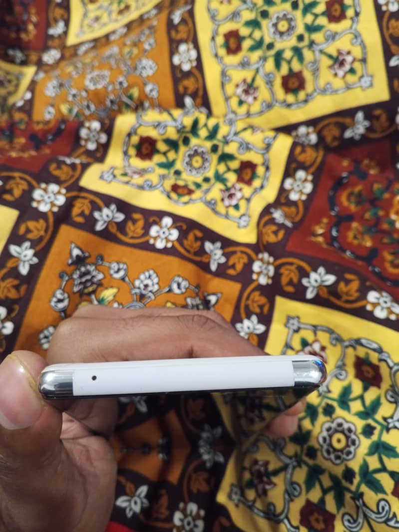 Google Pixel 6 Pro 256gb Official Approved (Minor Dot) - Mobile Phones ...