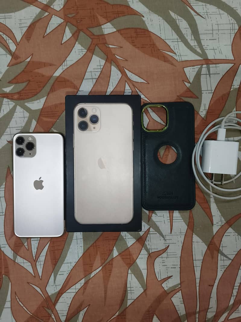 iphone 11 pro with box - Mobile Phones - 1110601136