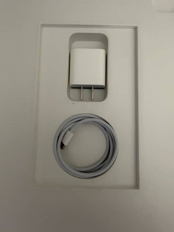 Ipad Pro M2 Chip //MacBook Air M-1 Chip 2020 Fully Box - Laptops ...