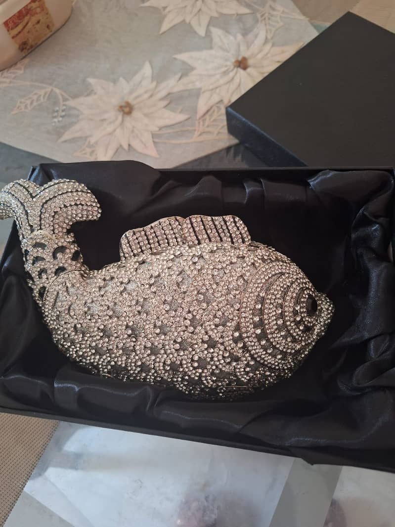 Sparkling Fish-Shaped Crystal Clutch - Bags - 1110618603