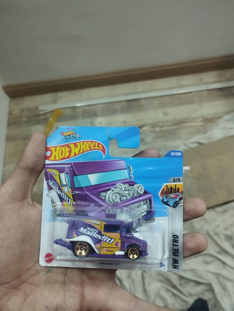 hot wheels mailed it treasure hunt 2025 - Toys - 1110621511