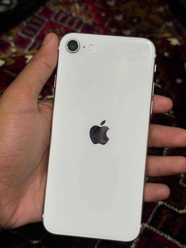 iphone SE 2020 - Mobile Phones - 1110642609