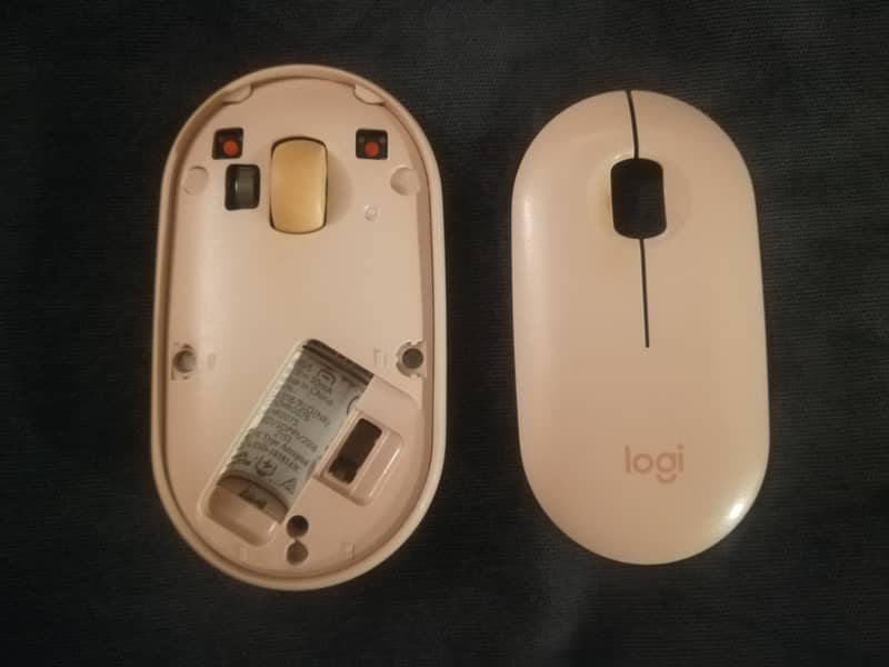 Logitech M350 Pebble Bluetooth Silent Wireless Mouse. - Computer ...