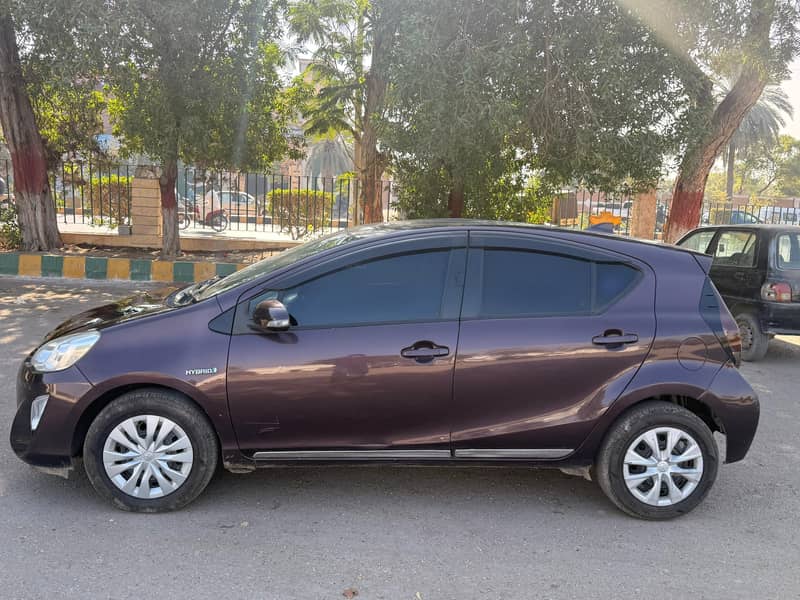 Toyota Aqua 2015/18 G soft leather - Cars - 1110677384