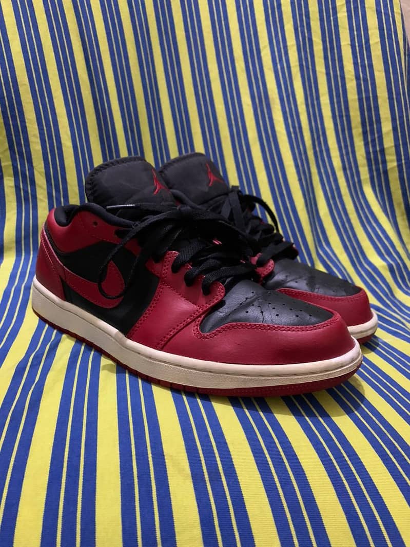 2 pair of Nike Jordans Special edition og - Footwear - 1110683670