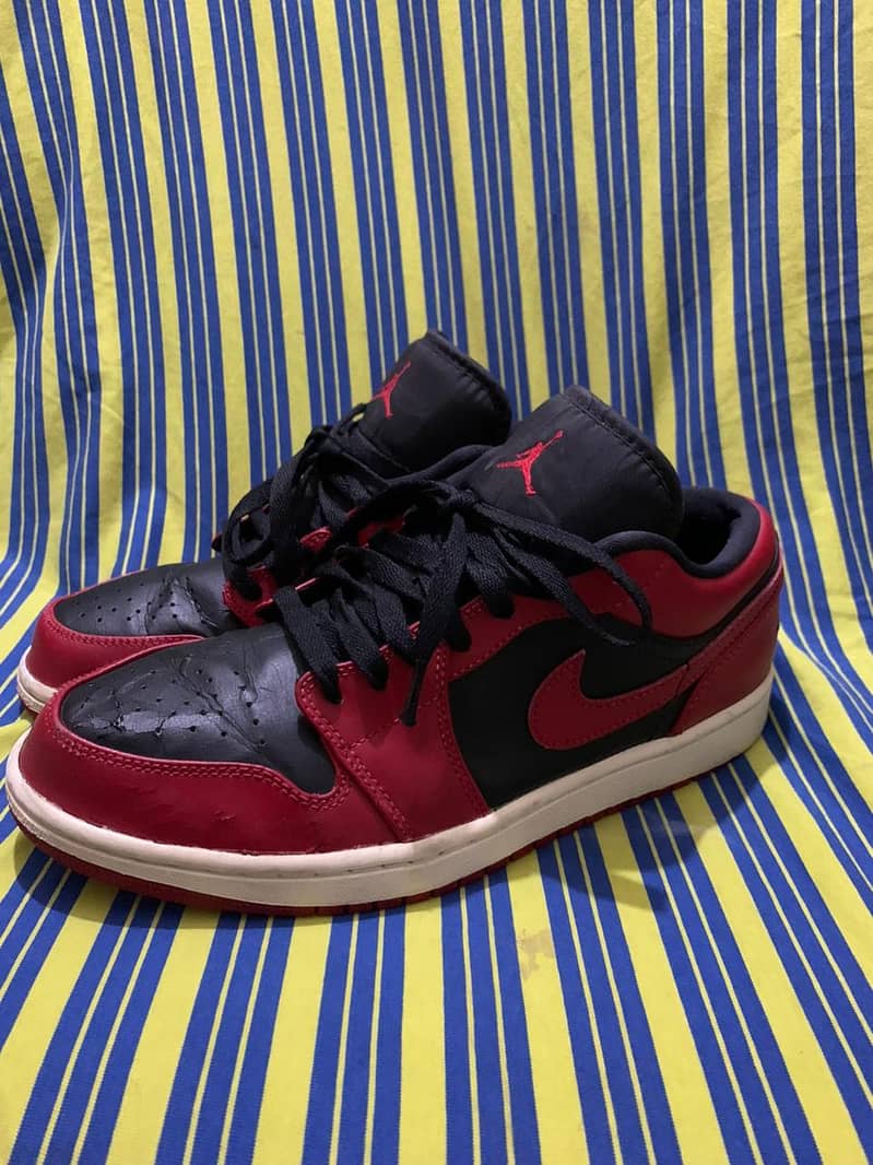 2 pair of Nike Jordans Special edition og - Footwear - 1110683670