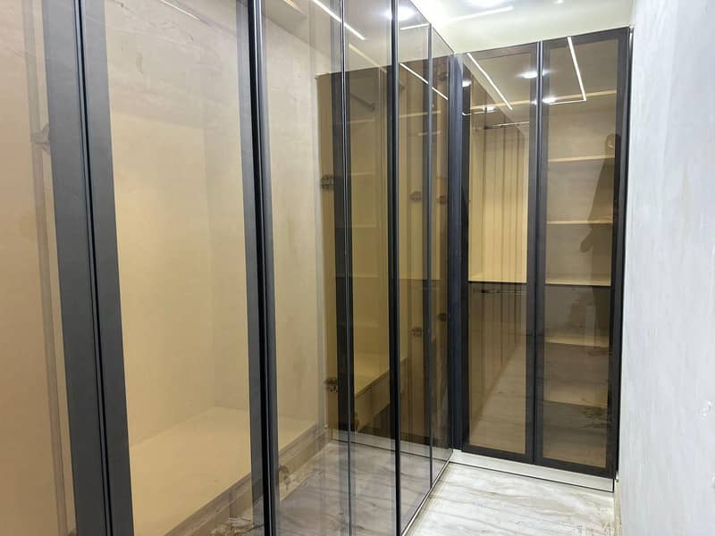 modern design wardrobe. Glass doors, lamination door, super highglos ...