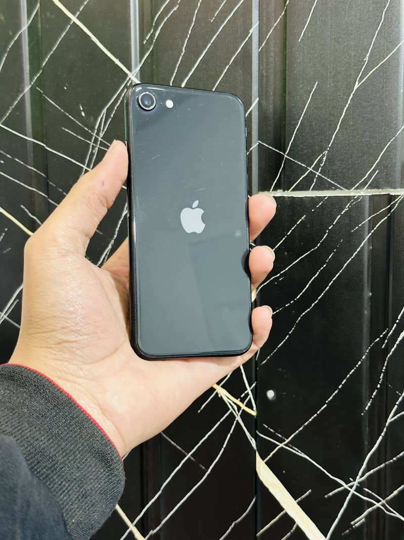 Iphone se 2020 - Mobile Phones - 1110703995