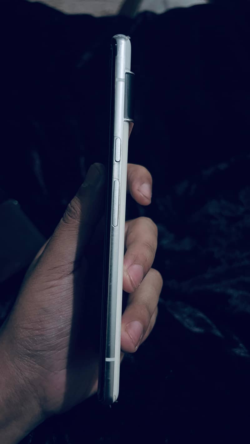 Google Pixel 6 Pro - Mobile Phones - 1110705725